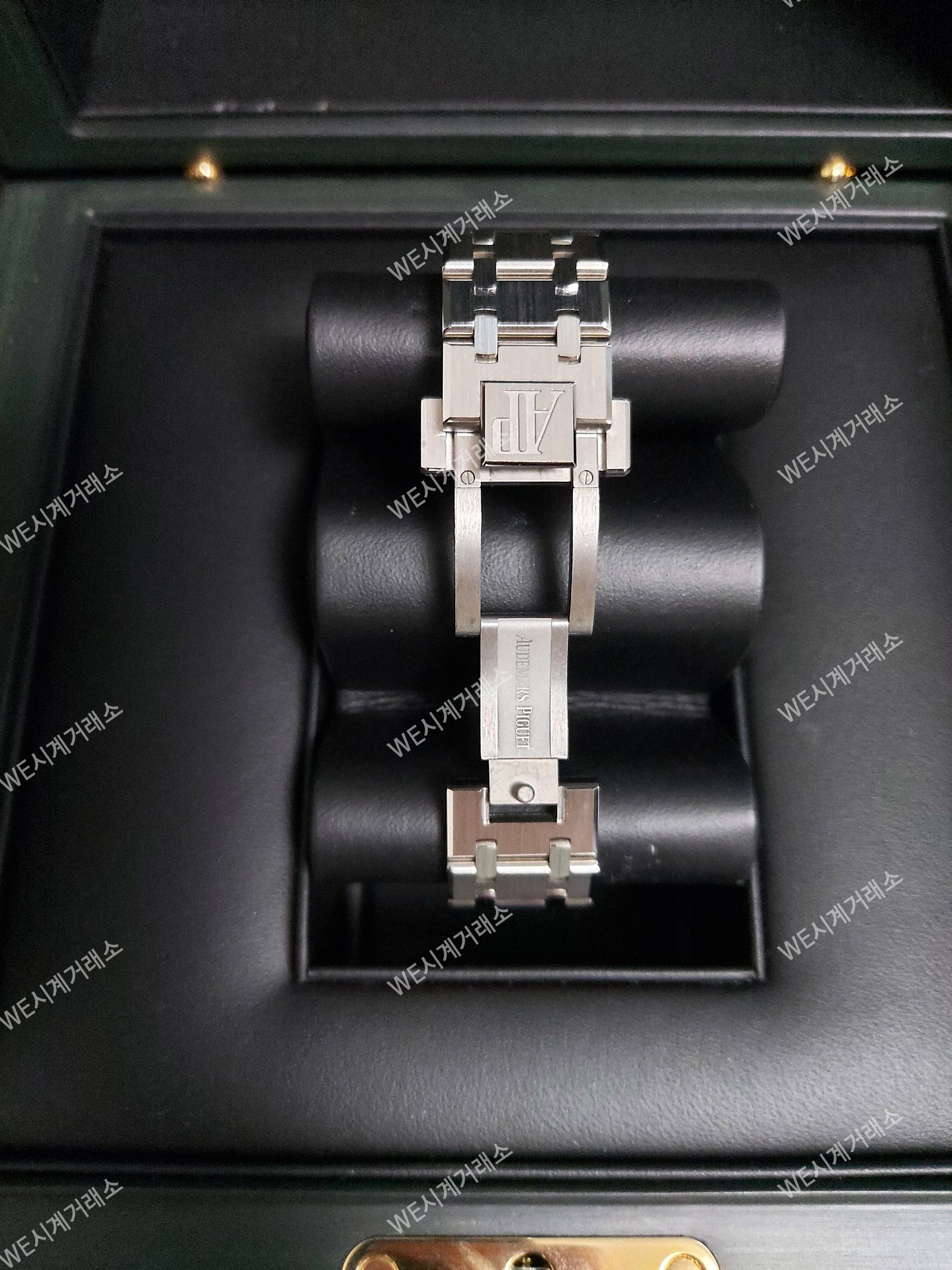 시계거래소 공식사이트 - 오데마피게 로얄오크 26715 청판 싸게 판매합니다 : 70,000,000원