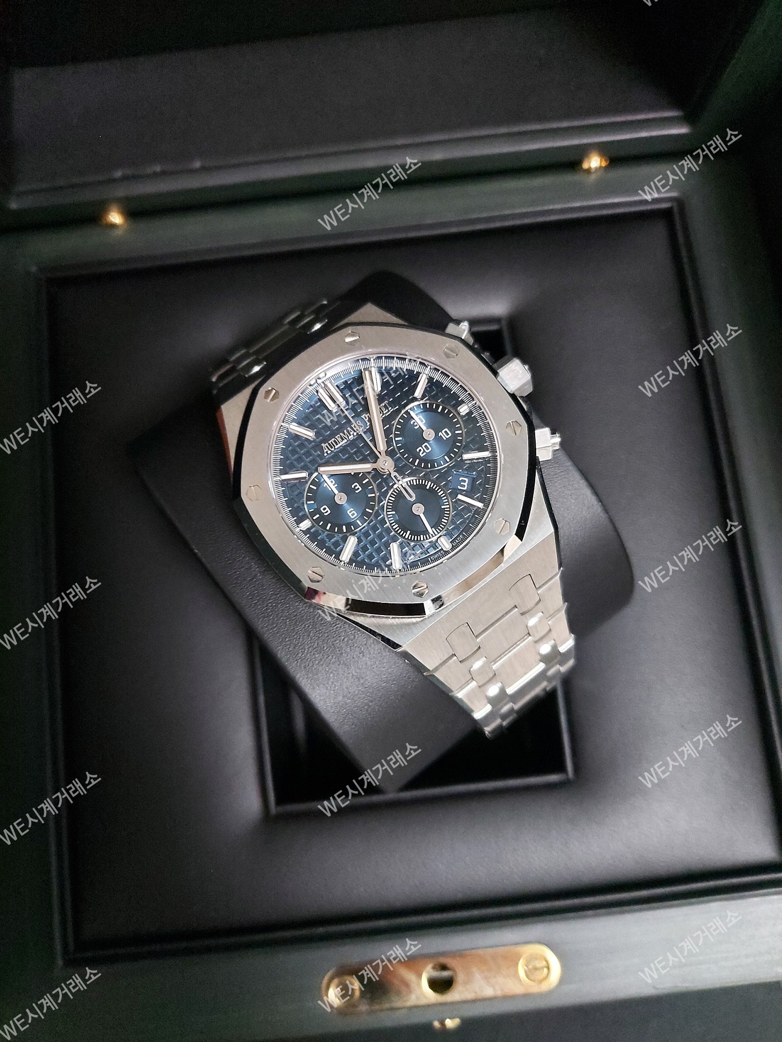 시계거래소 공식사이트 - 오데마피게 로얄오크 26715 청판 싸게 판매합니다 : 70,000,000원