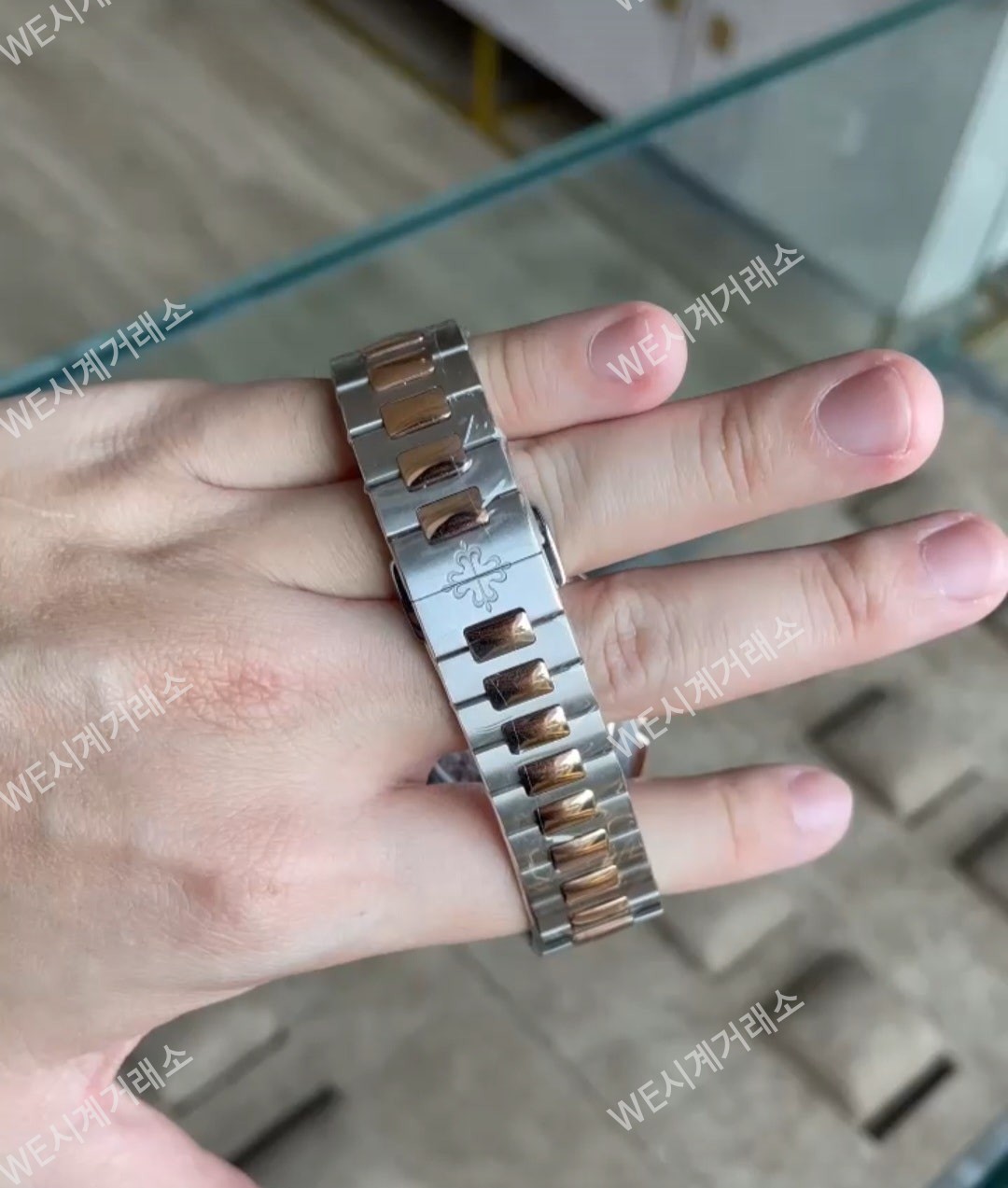 시계거래소 공식사이트 - 파텍필립 5980콤비 신품입니다 : 172,000,000원