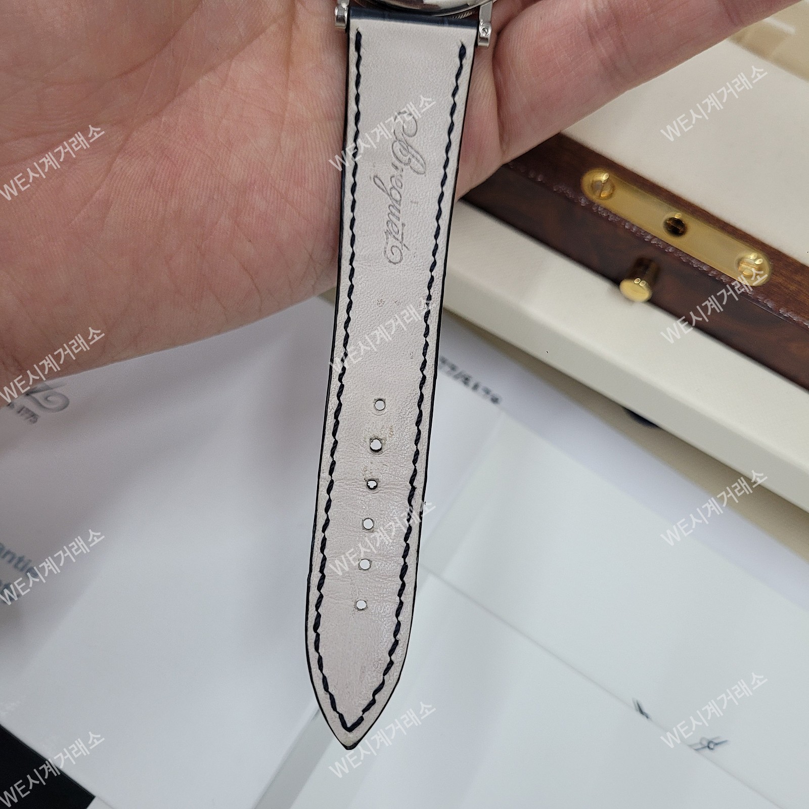 시계거래소 공식사이트 - 브레게 클래식 38미리 화이트골드 금통 5177BB : 16,000,000원