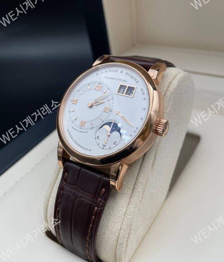 시계거래소 공식사이트 - 랑에운트죄네 랑에1 문페이즈 로즈골드 192.032 판매합니다. : 49,800,000원