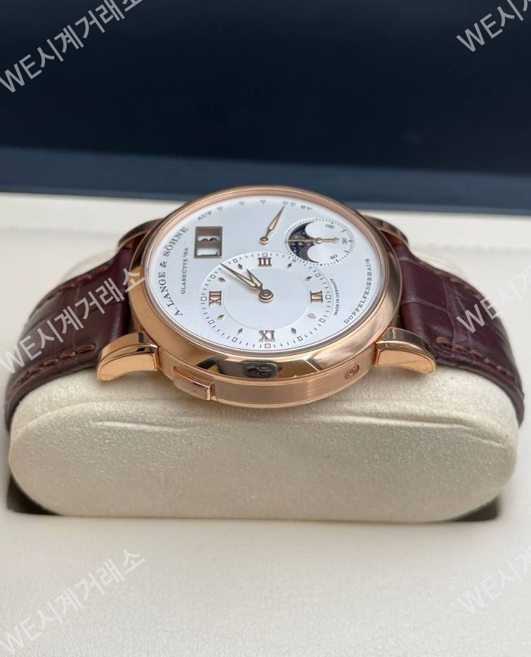 시계거래소 공식사이트 - 랑에운트죄네 랑에1 문페이즈 로즈골드 192.032 판매합니다. : 49,800,000원